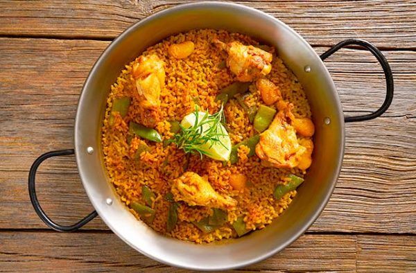 How many types of paella are there? 10 different recipes for you