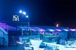 Nightlife in Cadiz. Enjoy tapas, dinner, drinks and dancing.
