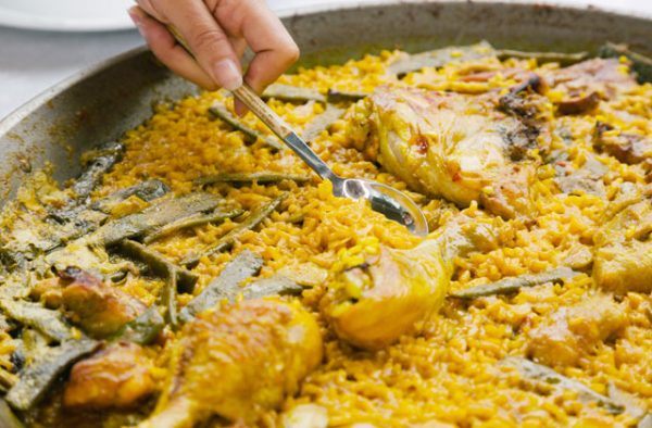 How many types of paella are there? 10 different recipes for you
